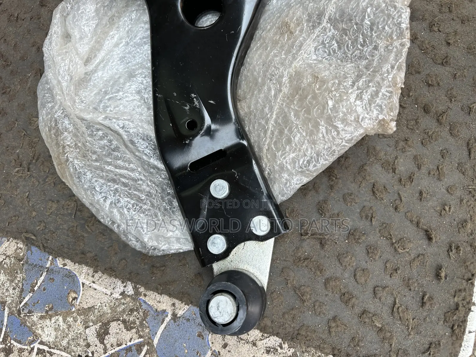 2012 Ford Escape Low Arm in Abossey Okai - Vehicle Parts & Accessories ...