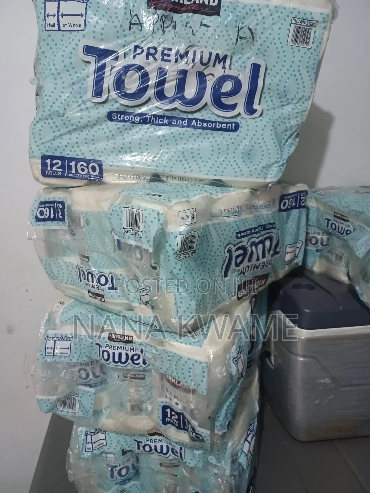 Kirkland Signature Premium Big Roll Paper Towels 12-roll, 160 Sheets in ...