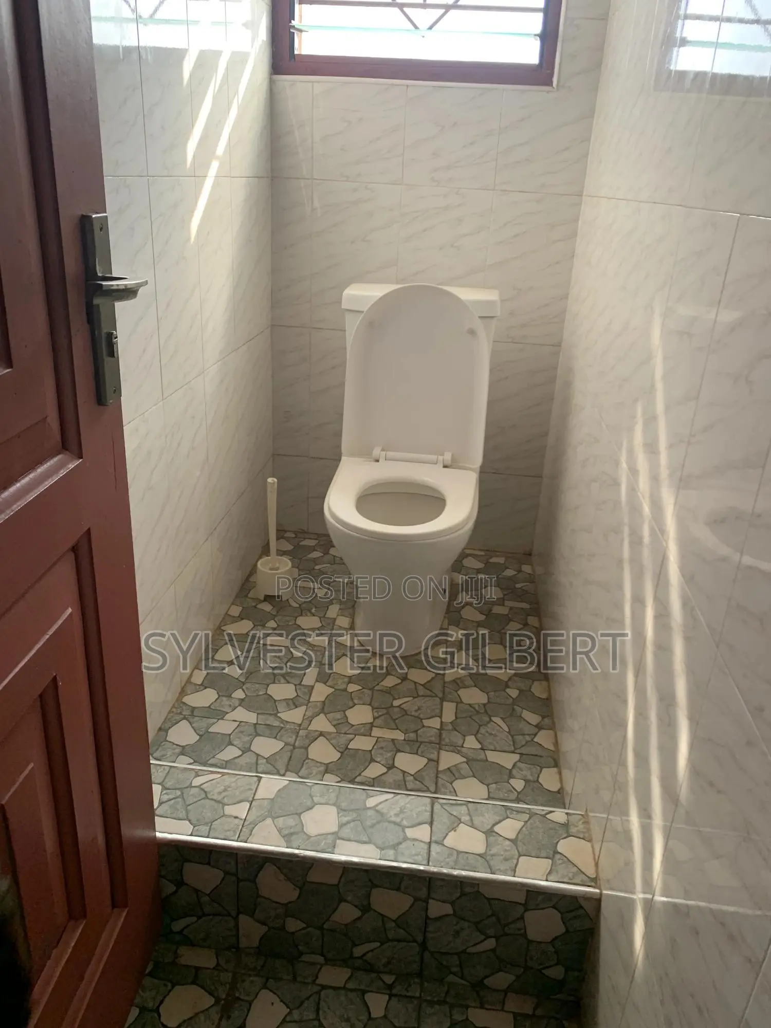 Lovely Shortlet Hostel Room With Hall in Malejor - Short Let Property ...