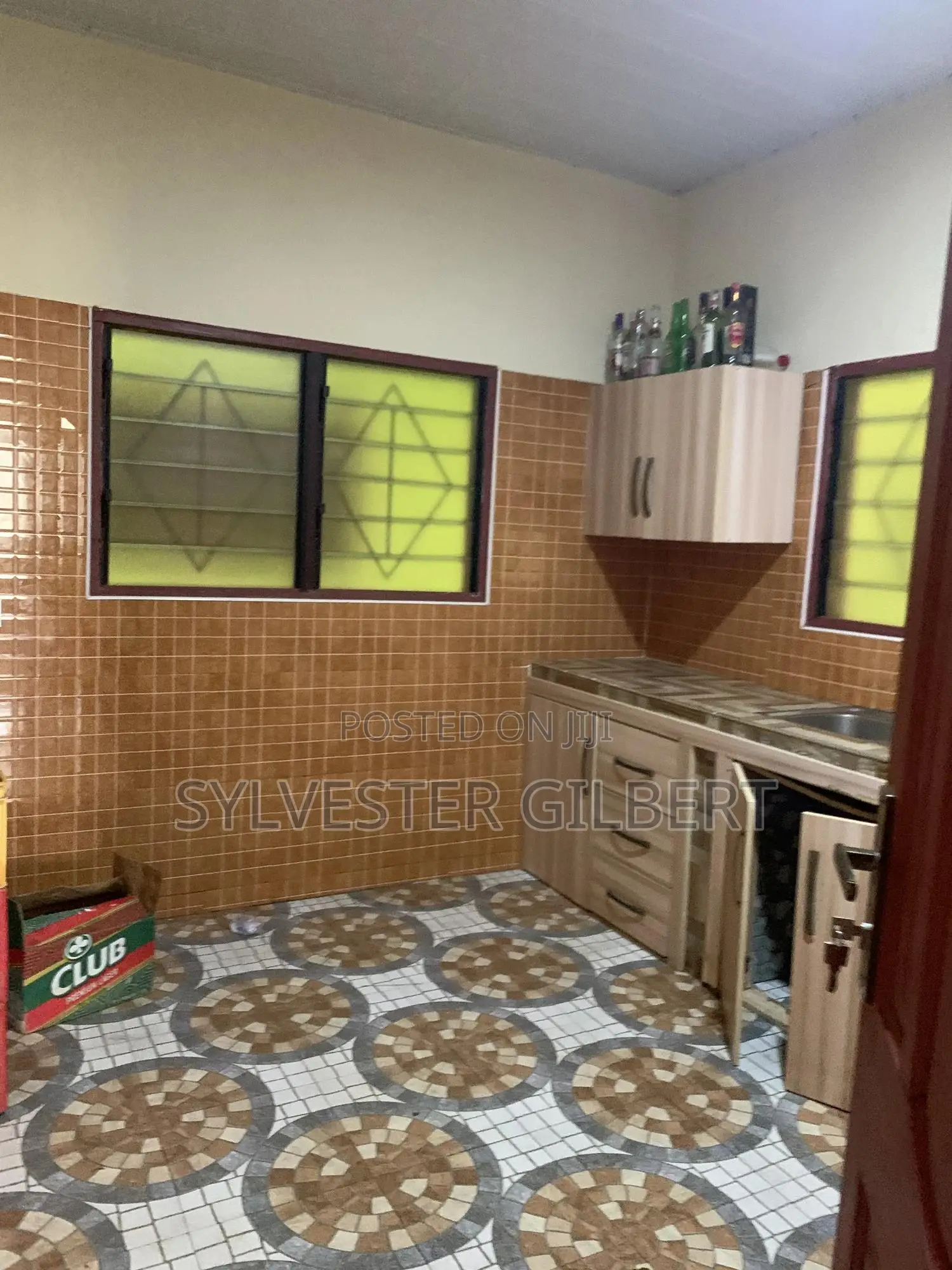 Lovely Shortlet Hostel Room With Hall in Malejor - Short Let Property ...