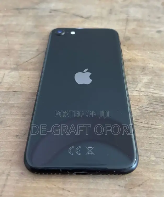 Apple iPhone SE (2020) 128 GB Black in Takoradi - Mobile Phones, De ...