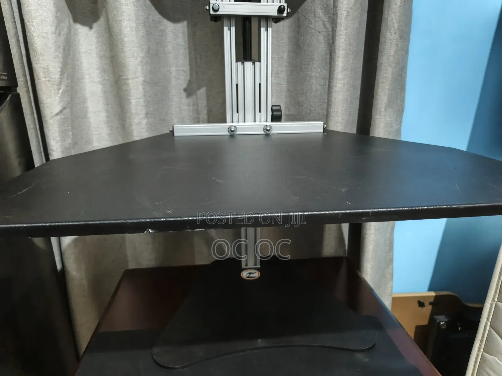 Ergo Desktop Kangaroo Elite Height-adjustable Dual Monitor Stand. in ...