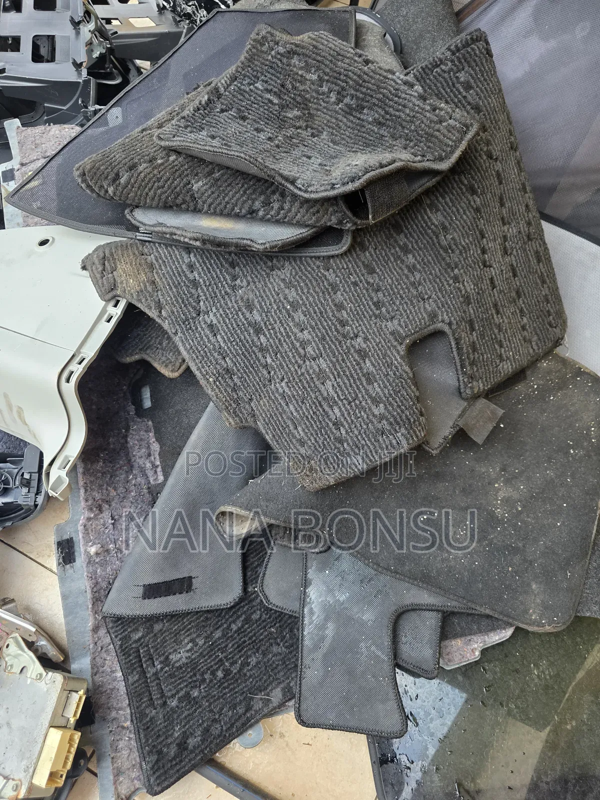 Toyota Voxy Complete Imside Carpets in Ridge - Vehicle Parts ...