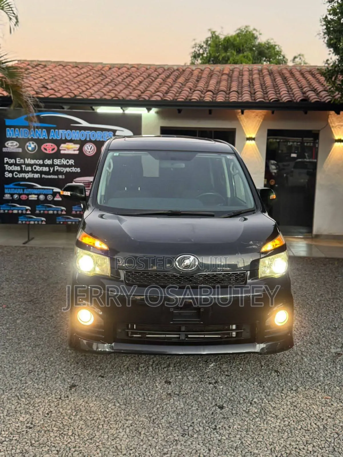 Toyota Voxy 2010 Black in Accra Metropolitan - Cars, Jerry Osabutey ...