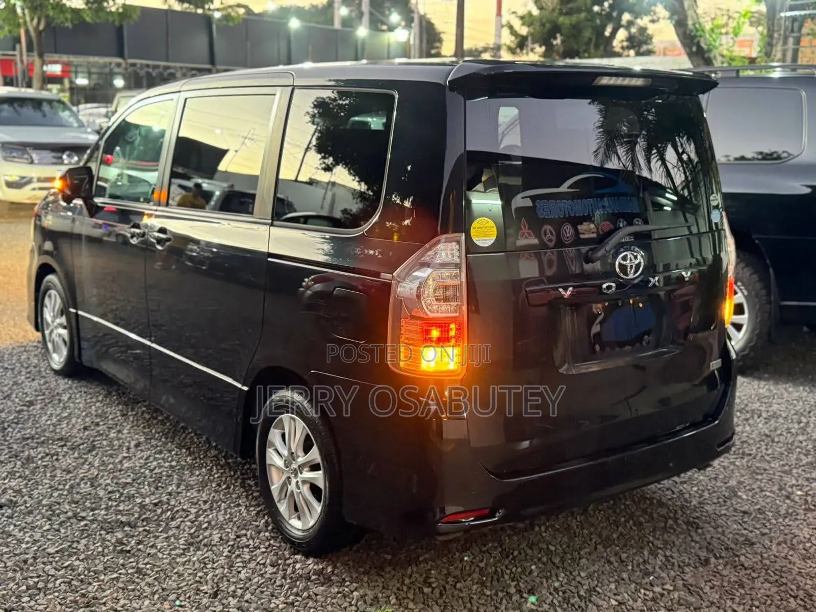 Toyota Voxy 2010 Black in Accra Metropolitan - Cars, Jerry Osabutey ...
