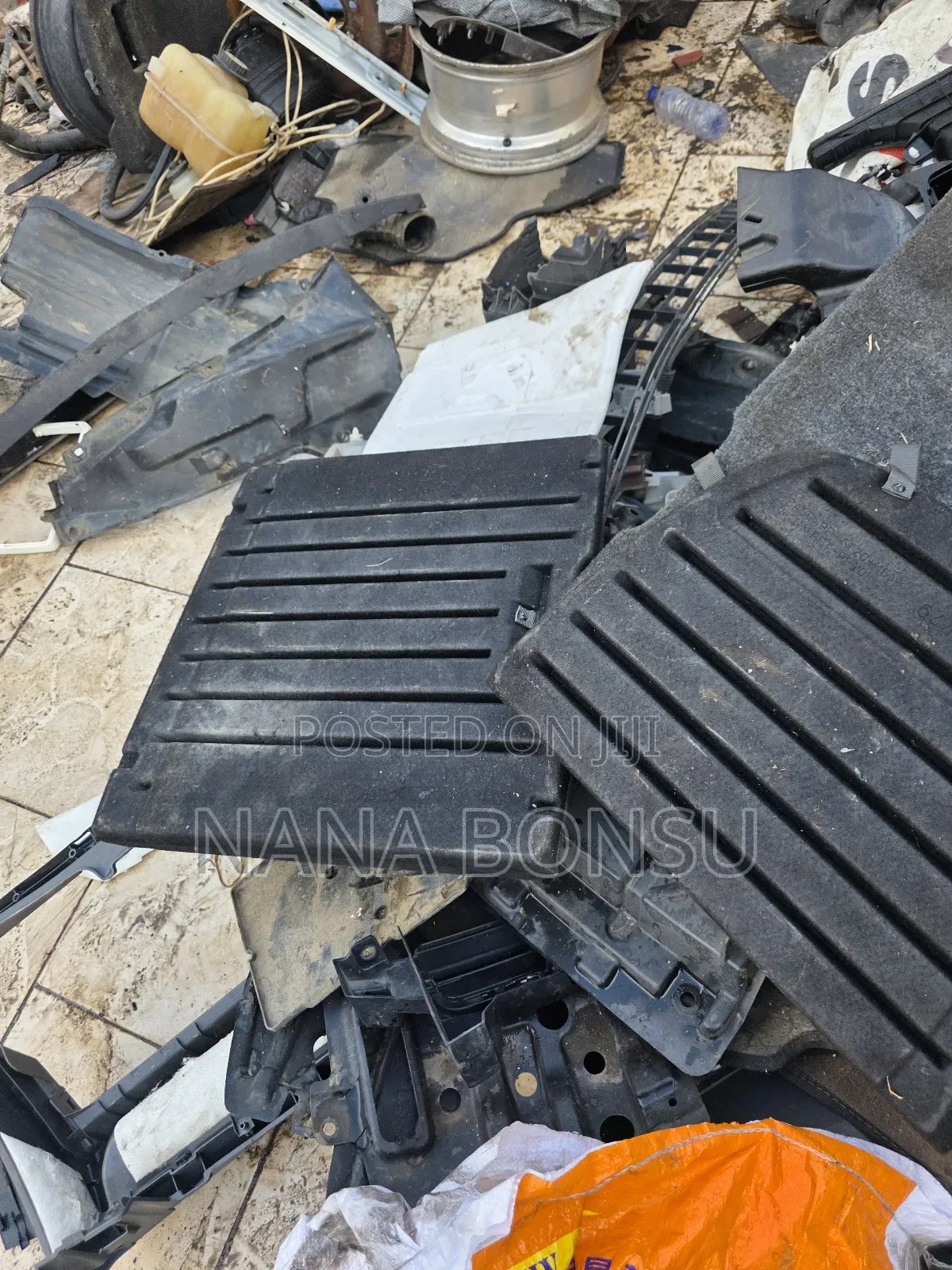 Toyota Voxy Inside Boot Covet in Ridge - Vehicle Parts & Accessories ...