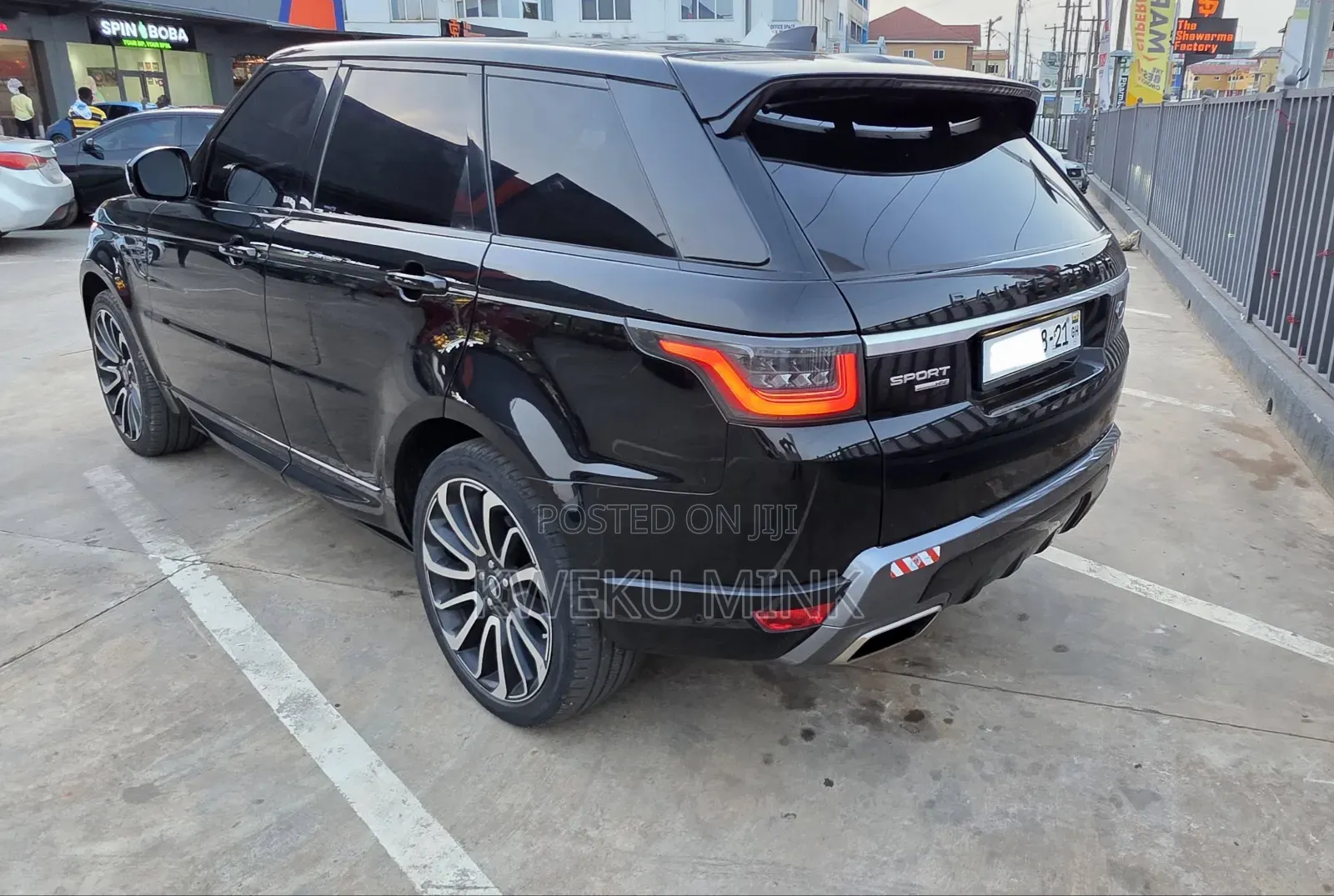 Rover Land 2020 Black in Spintex - Cars, Auto Gallery Gallery | Jiji.com.gh