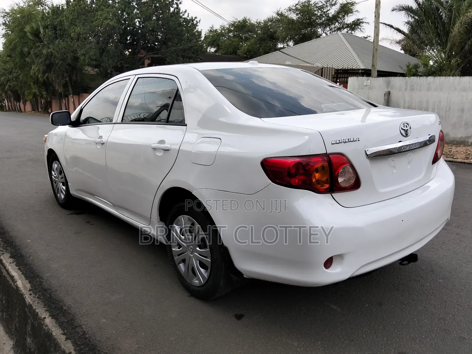 Toyota Corolla Base 4dr Sedan (1.8L 4cyl 5M) 2010 White in Lapaz - Cars ...