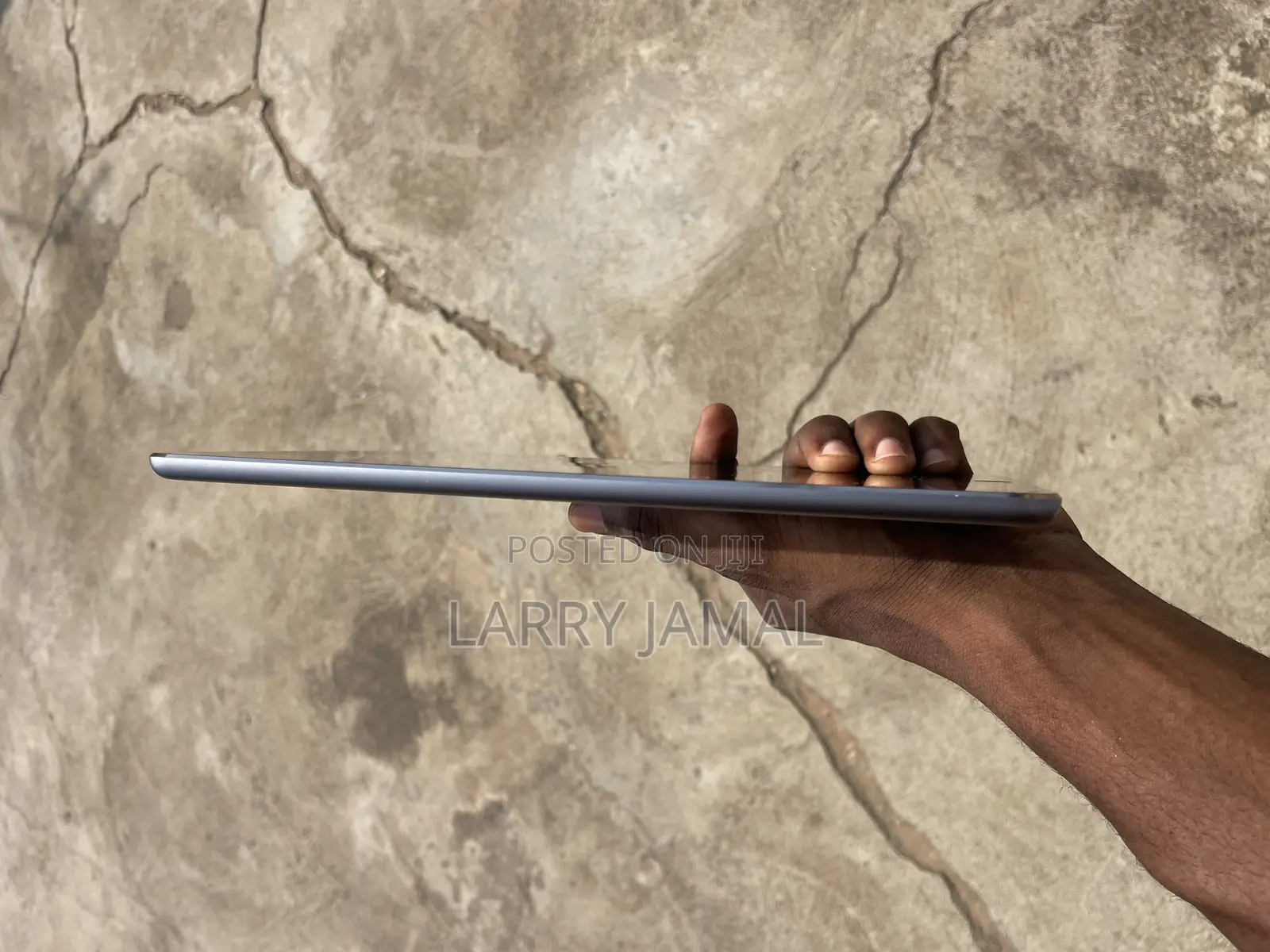 Apple iPad Air 32 GB Gray in Dansoman - Tablets, Larry Jamal | Jiji.com.gh