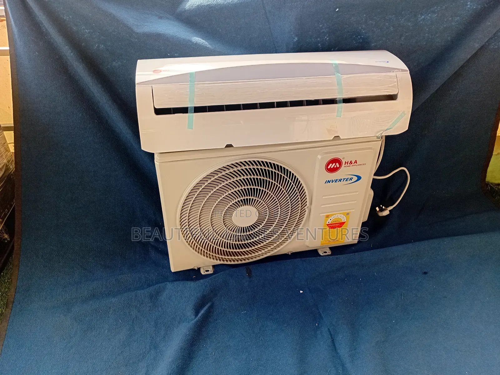 H a 1.5hp Inverter Air Conditioner – Smart Cooling, Timeless Luxury in ...
