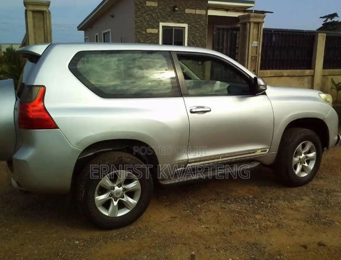 Toyota Land Cruiser Prado 2011 Gray in Adenta - Cars, Nana K | Jiji.com.gh