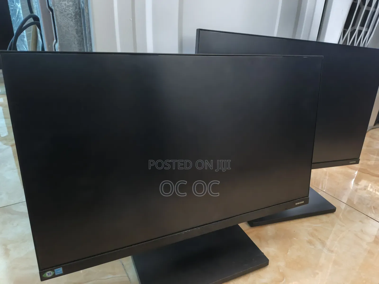 24" Samsung Computer Monitor Edgeless in Teshie - Computer Monitors, Oc ...