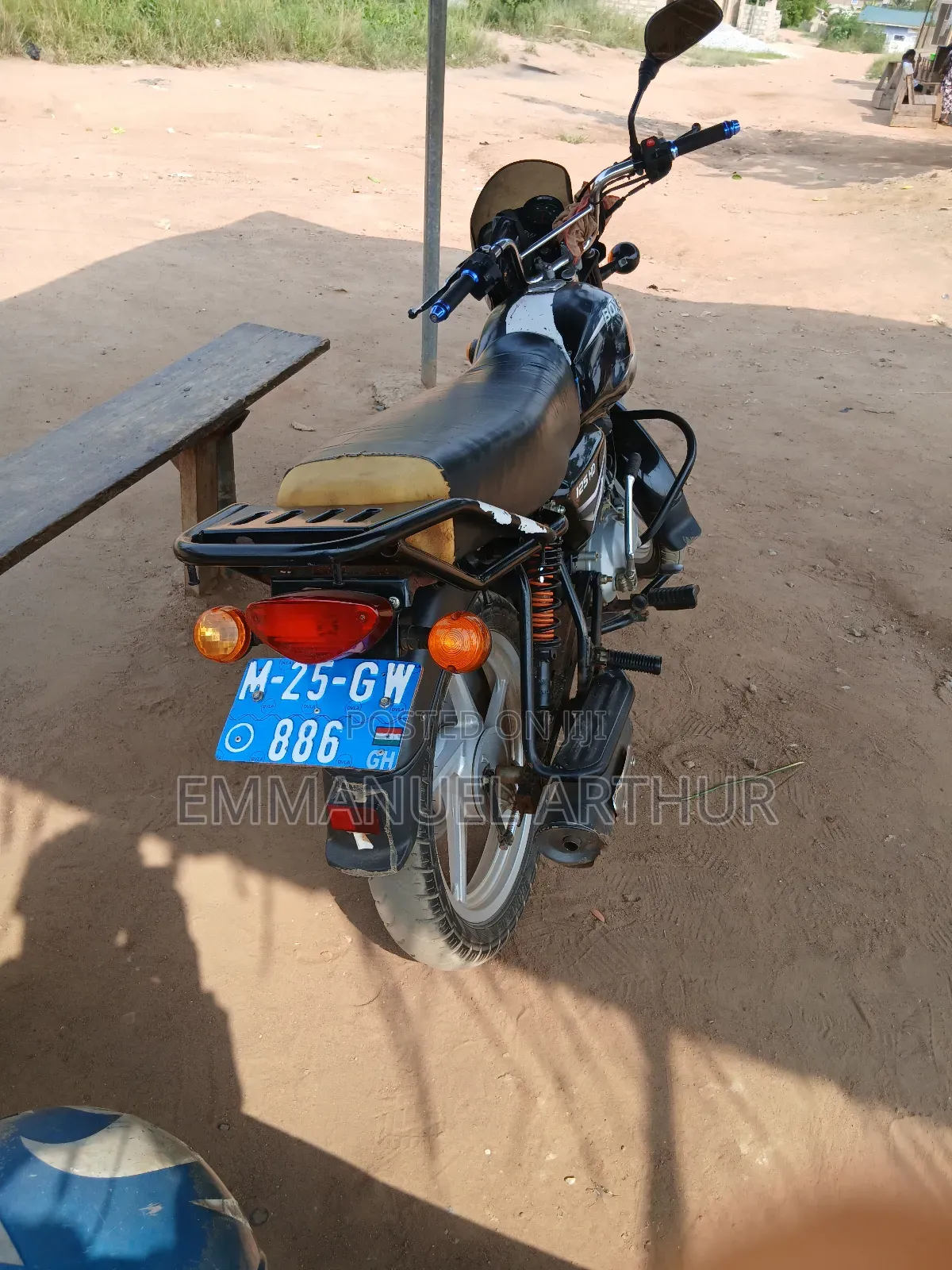 Bajaj Boxer 125 2025 Black in Gomoa East - Motorcycles & Scooters ...