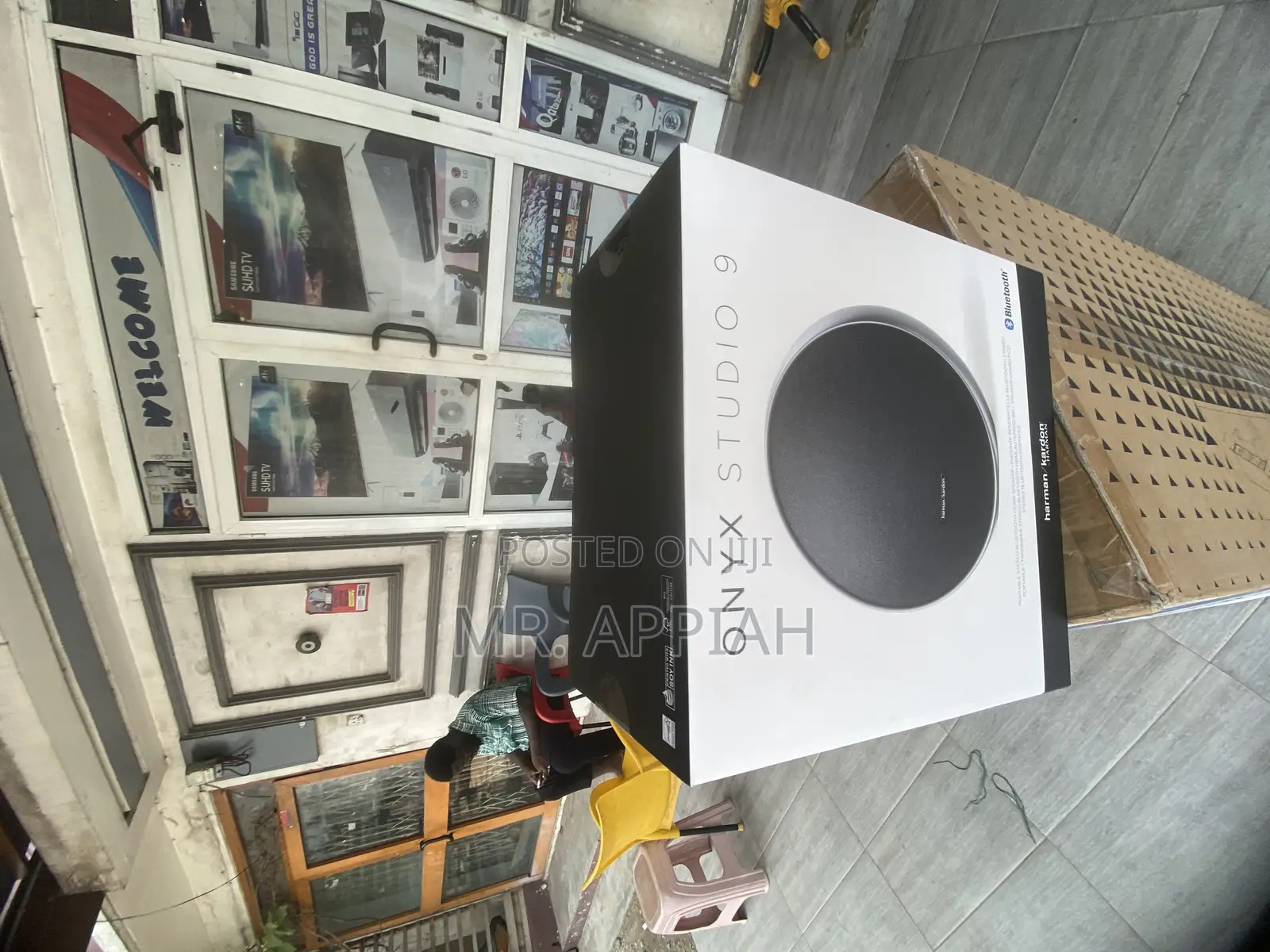 Superb Sound: The New Harman Kardon Onyx Studio 9 Speaker in Adabraka ...