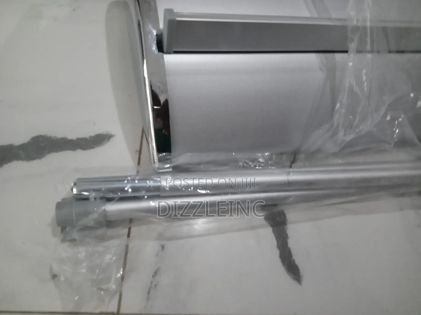 Roll Up or Pull Up Banner Stand in Dome - Printing & Graphics Equipment ...