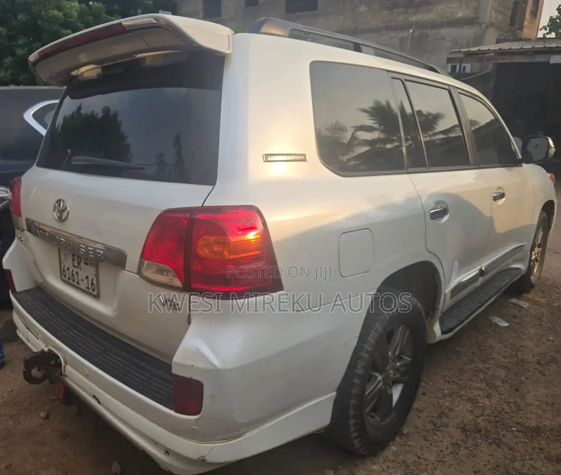 Toyota Land Cruiser 4.6 V8 AX 2016 White in Accra Metropolitan - Cars ...