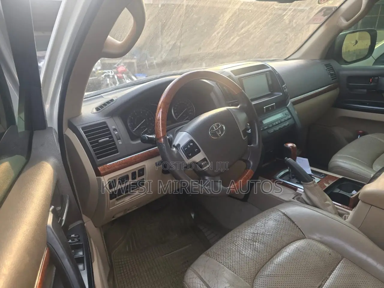 Toyota Land Cruiser 4.6 V8 AX 2016 White in Accra Metropolitan - Cars ...