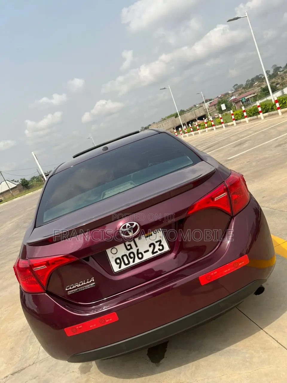 Toyota Corolla SE Special Edition 4dr Sedan (1.8L 4cyl CVT) 2017 in ...