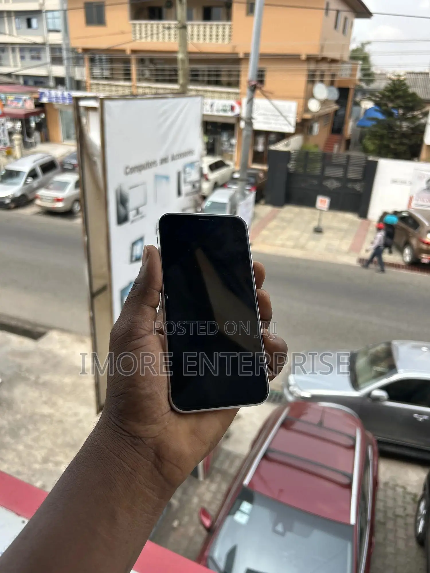 Apple XR 64 GB White in Circle - Mobile Phones, Imore Deals | Jiji.com.gh