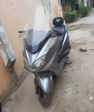 Suzuki Burgman 2019 Gray in Effutu Municipal - Motorcycles & Scooters ...