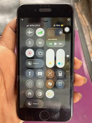 Apple iPhone SE (2020) 64 GB Black in Obuasi Municipal - Mobile Phones ...