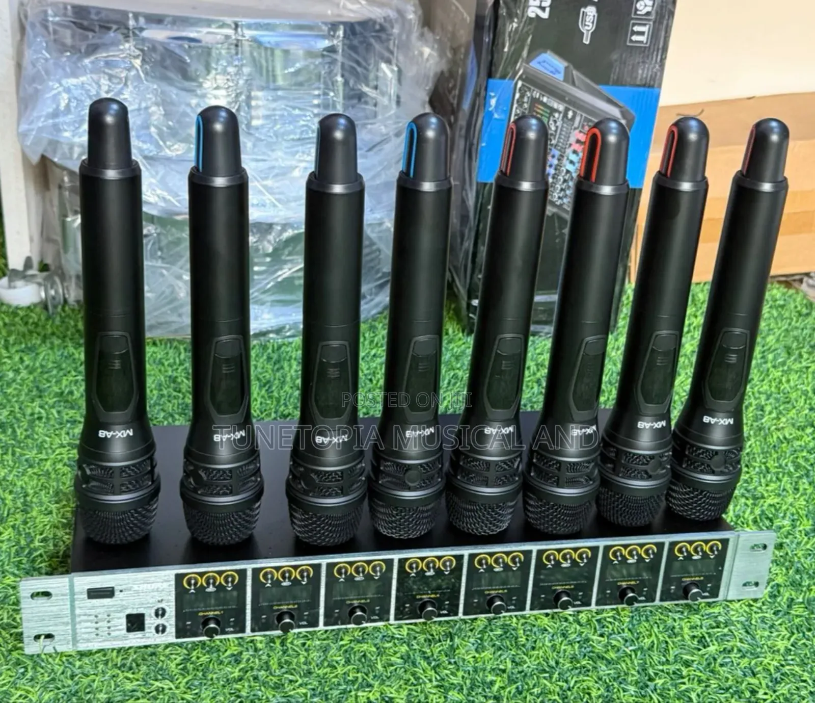 Shure Uhf 8in1 Professional Wireless Microphones in Accra Metropolitan ...