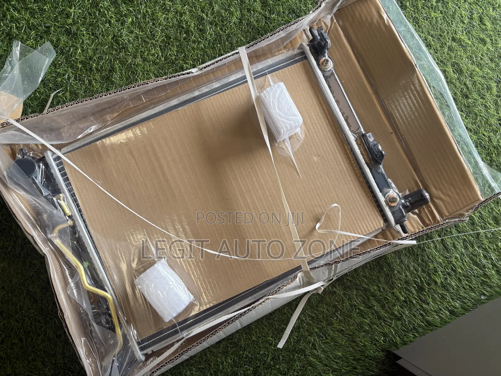 Hyundai Accent 2011,2012,2013,3014, Radiator Tank in Abossey Okai ...