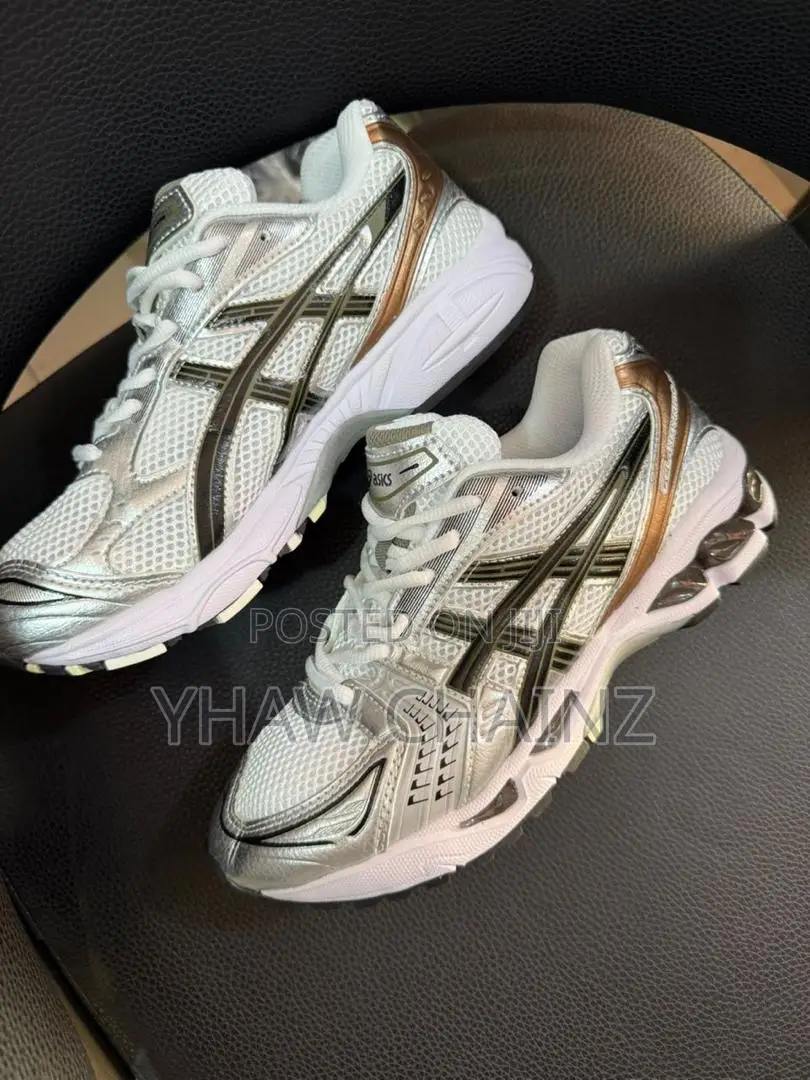Asics Sneaker in Accra Metropolitan - Shoes, Yhaw Chainz | Jiji.com.gh