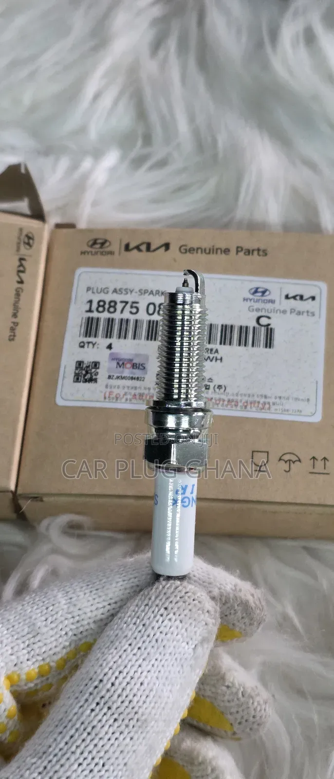 Original Hyundai NGK 14/16 Long Silzkr8j8gs in Abossey Okai - Vehicle ...