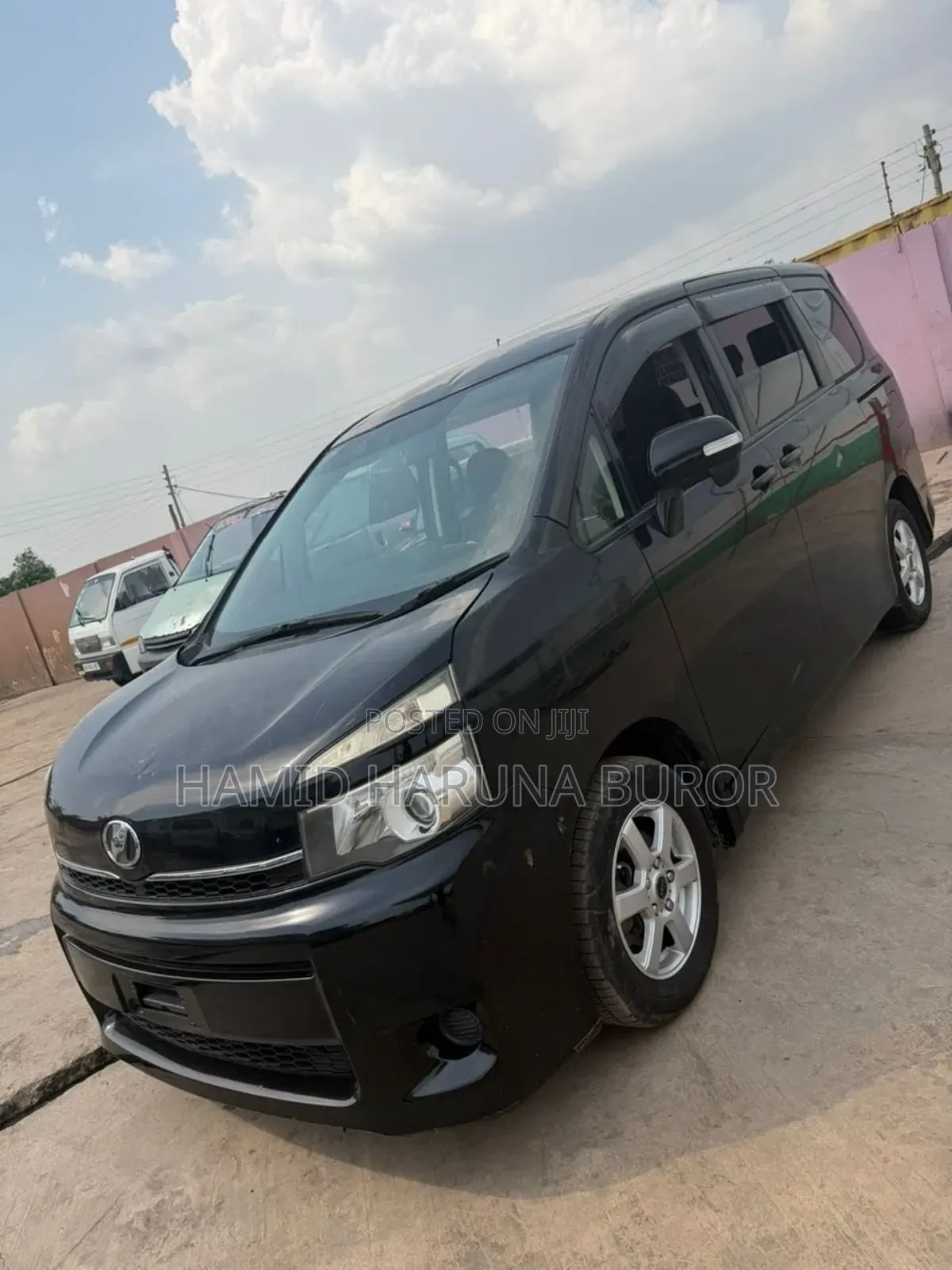 Toyota Voxy 2010 Black in Ablekuma - Cars, Hamid Haruna Buror | Jiji.com.gh