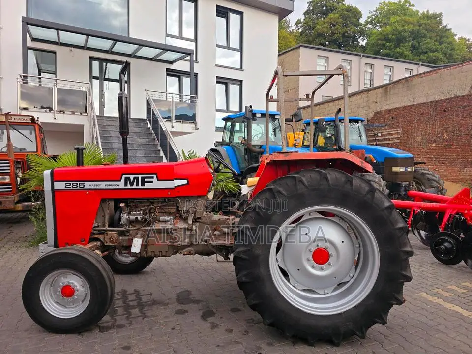 Mf 265 Massey Ferguson Tractor From Germany Original in Tema ...