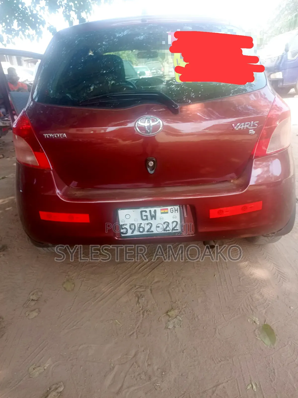 Toyota Vitz 1.3 AWD 5dr 2010 Silver in Accra Metropolitan - Cars ...