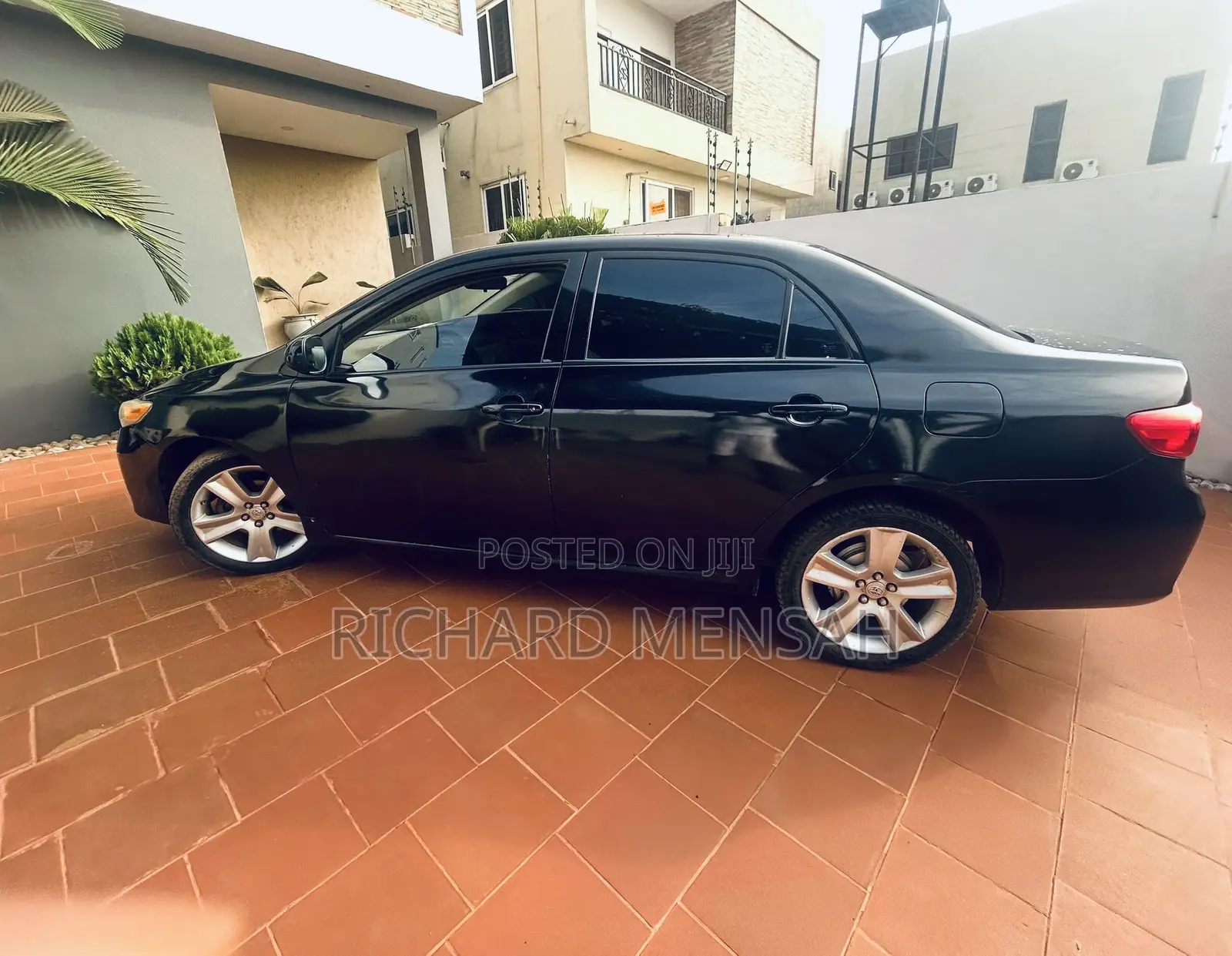 Toyota Corolla LE Special Edition 4dr Sedan (1.8L 4cyl 4A) 2013 Black ...