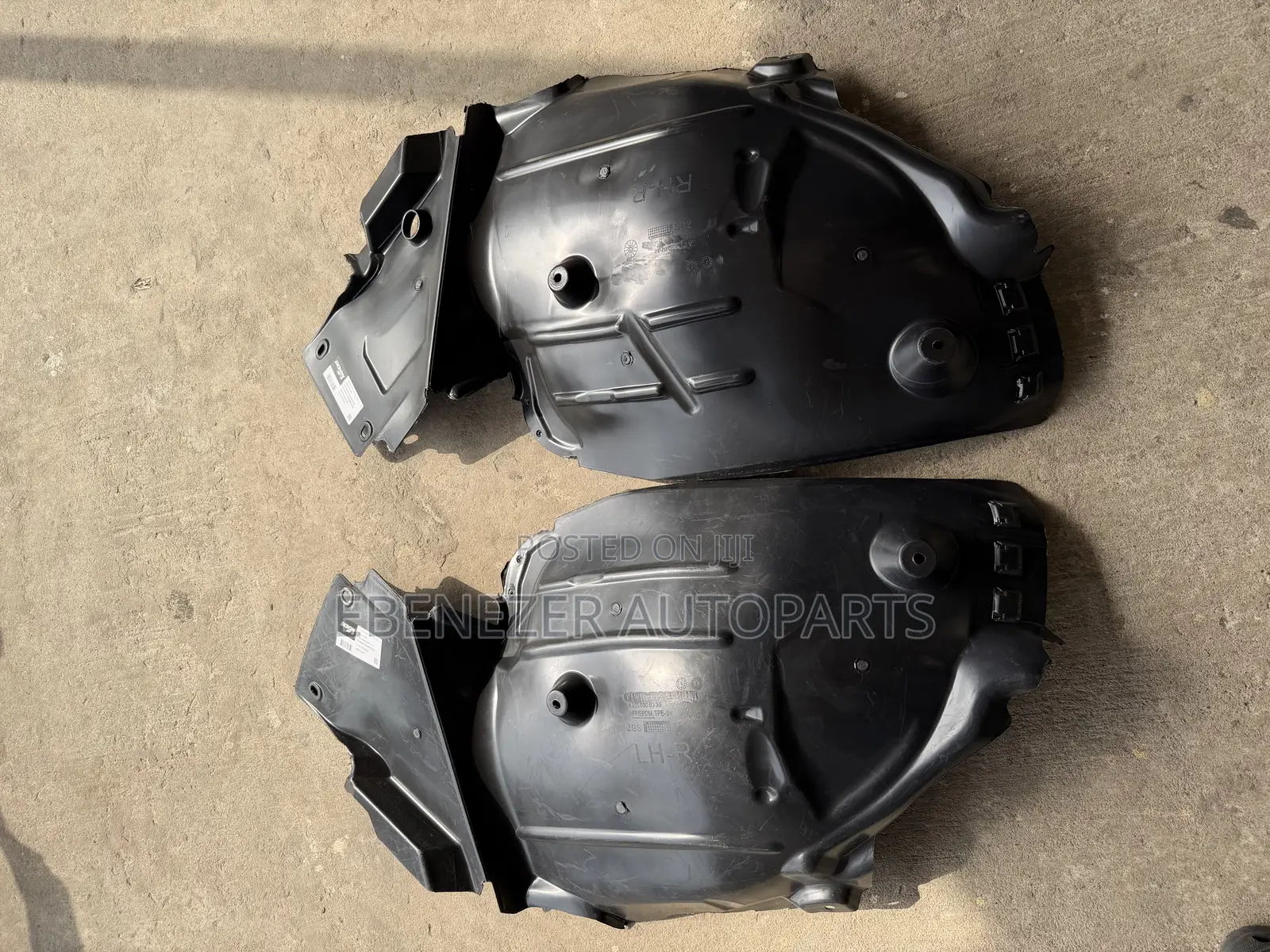 Mercedes Benz C300 W205 Front Wheel Arch Cover in Abossey Okai ...