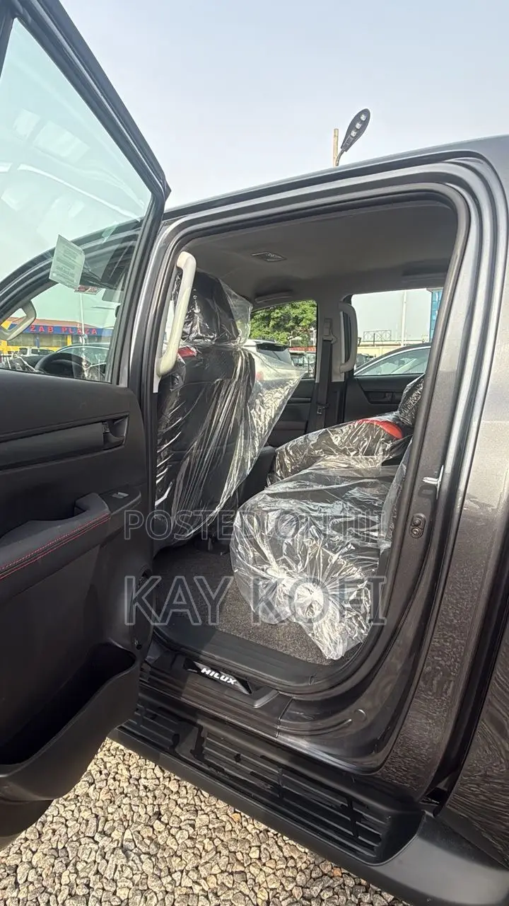 New Toyota Hilux 2025 Silver in Spintex - Cars, Kay Kofi | Jiji.com.gh