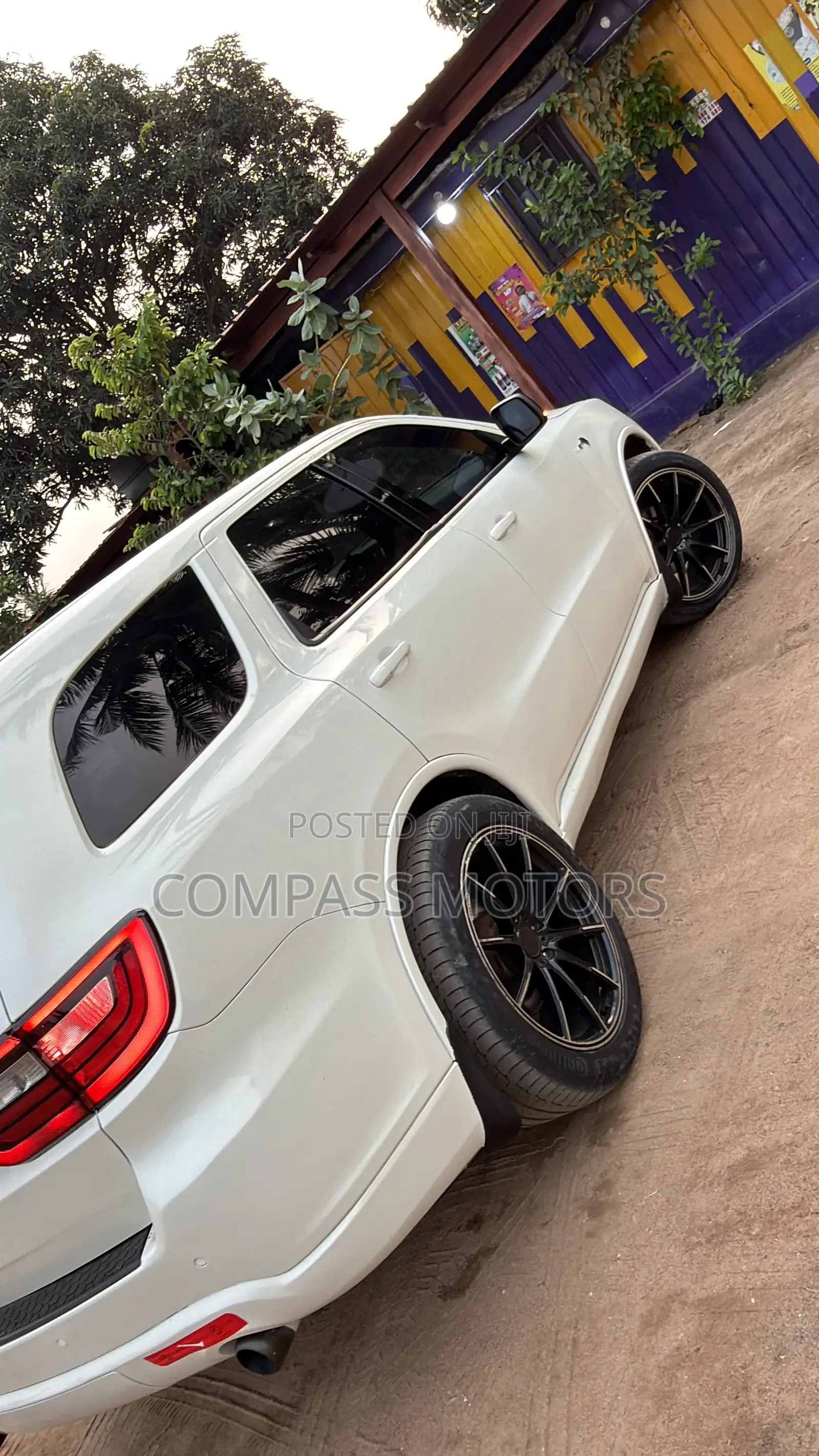 Dodge Durango SRT AWD 2018 White in Kasoa - Cars, Compass Motors | Jiji ...