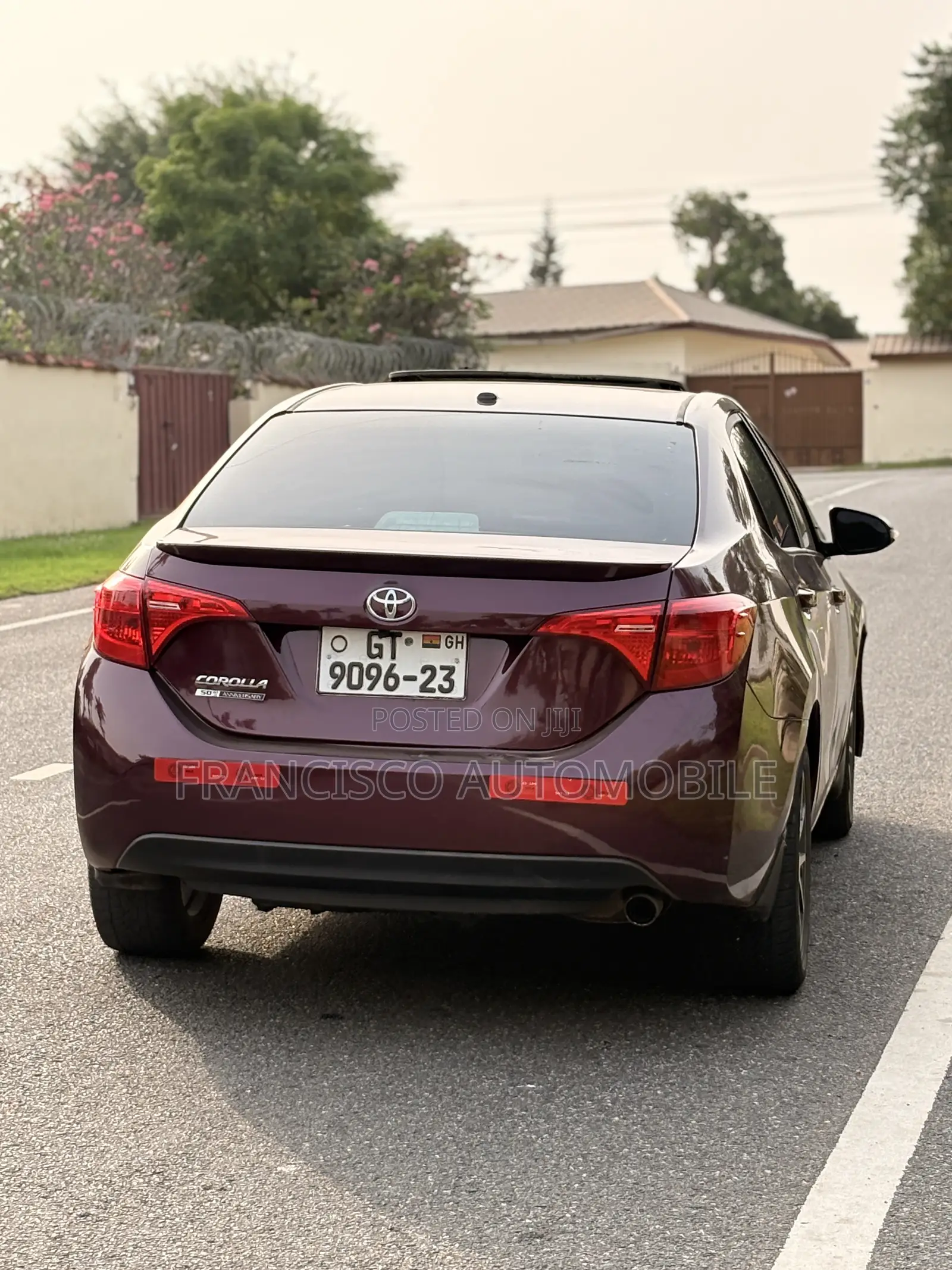 Toyota Corolla SE Special Edition 4dr Sedan (1.8L 4cyl CVT) 2017 in ...