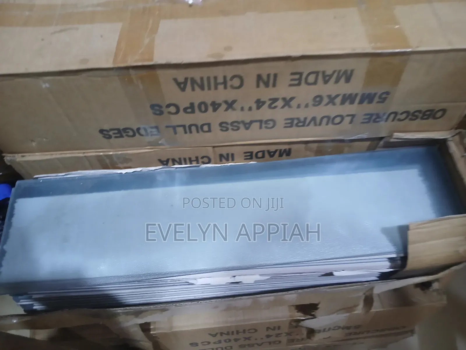 5mm Obscure Louvre Glass Dull Edge for sale - Evelyn Appiah Price: GH ...