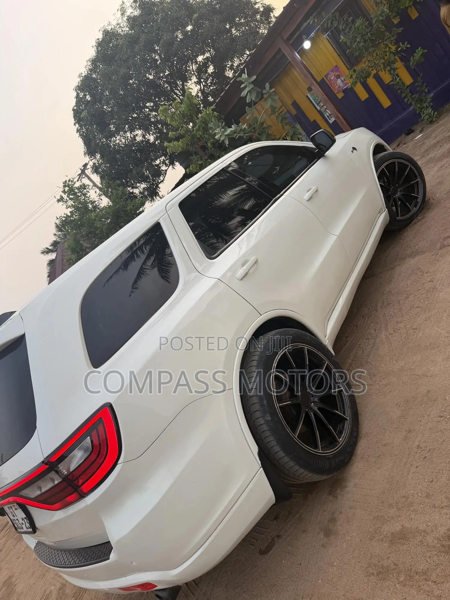 Dodge Durango SRT AWD 2018 White in Kasoa - Cars, Compass Motors | Jiji ...