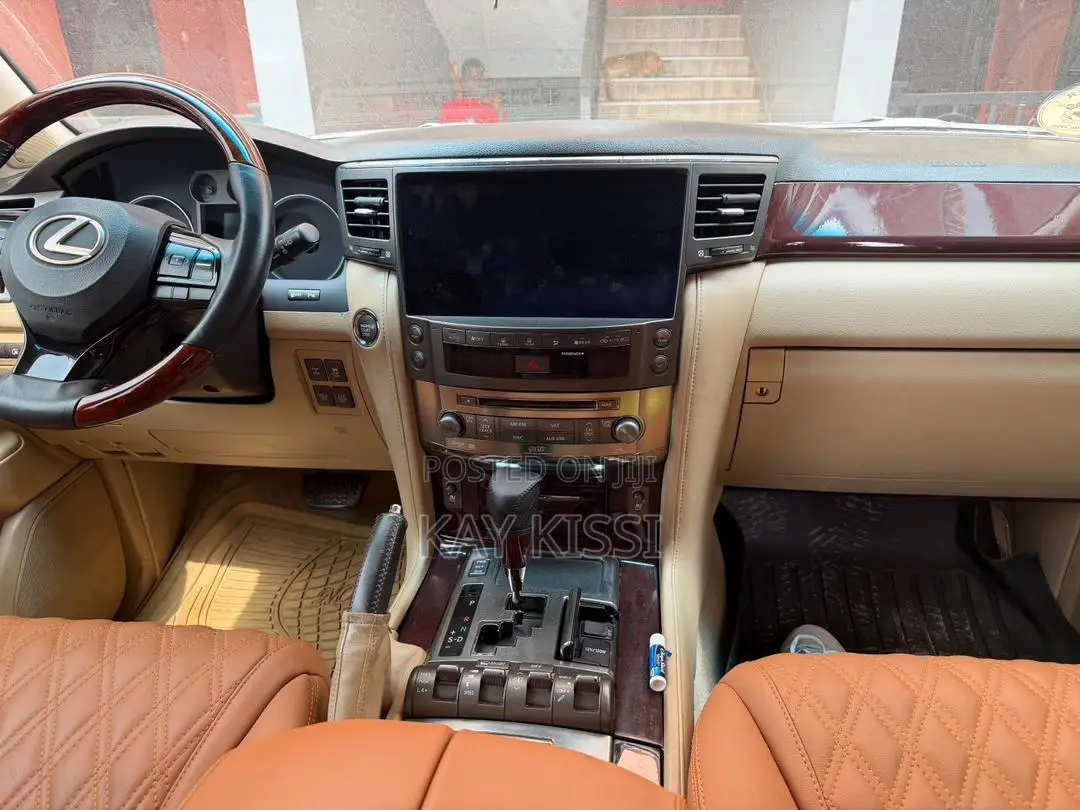Lexus LX 570 AWD 2018 Black in Oyarifa - Cars, Kay Kissi | Jiji.com.gh