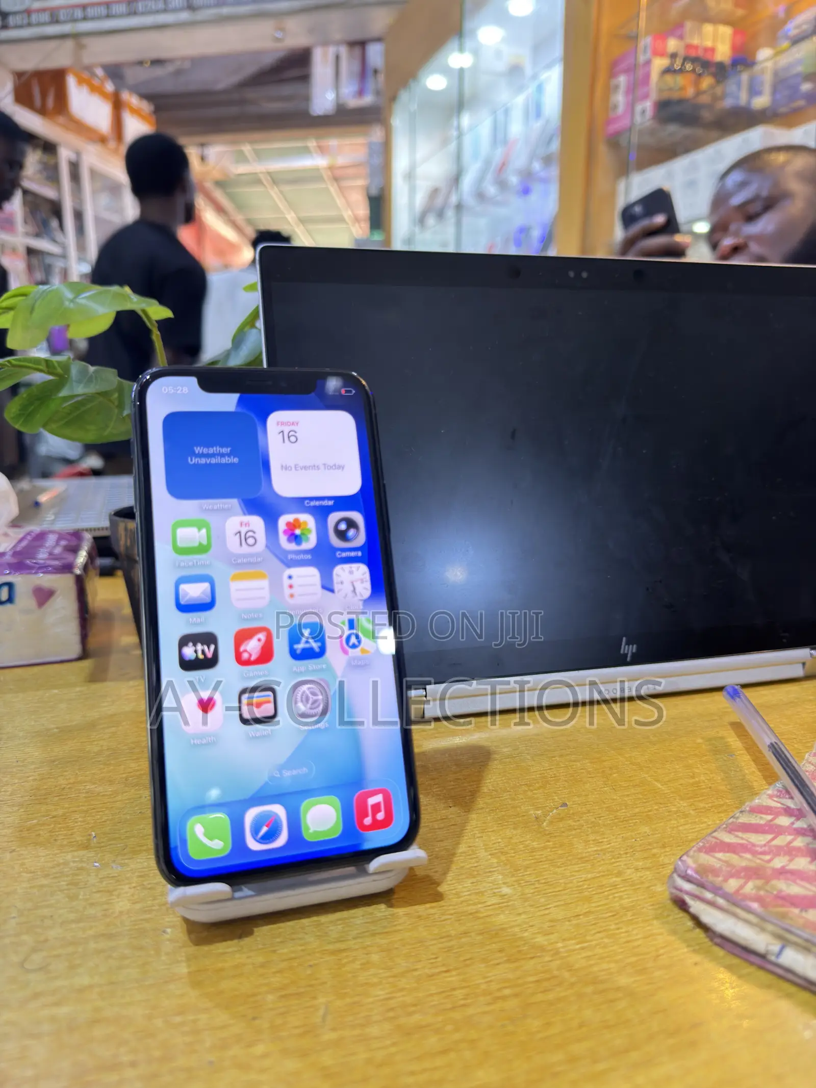 Apple iPhone 11 Pro 256 GB Green in Kumasi Metropolitan - Mobile Phones ...