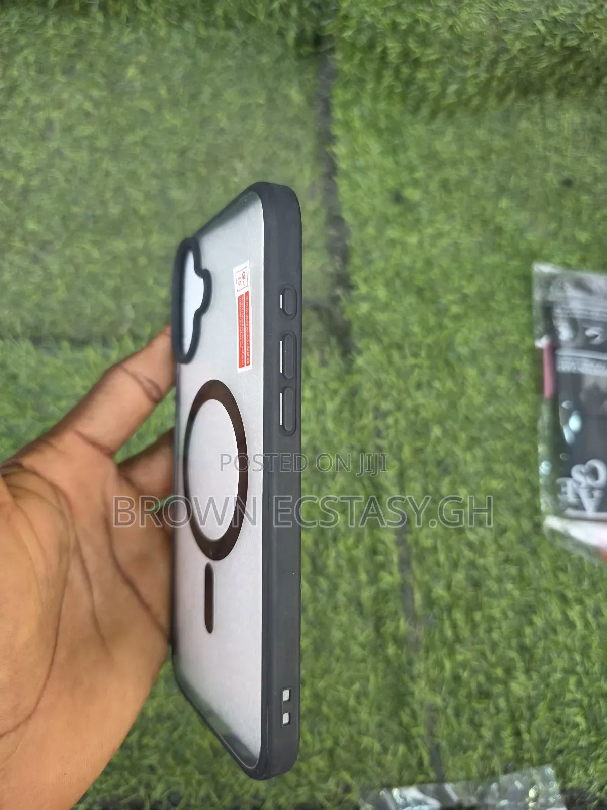 iPhone 16 Plus Transparent Case With a Touch of Black in Osu ...