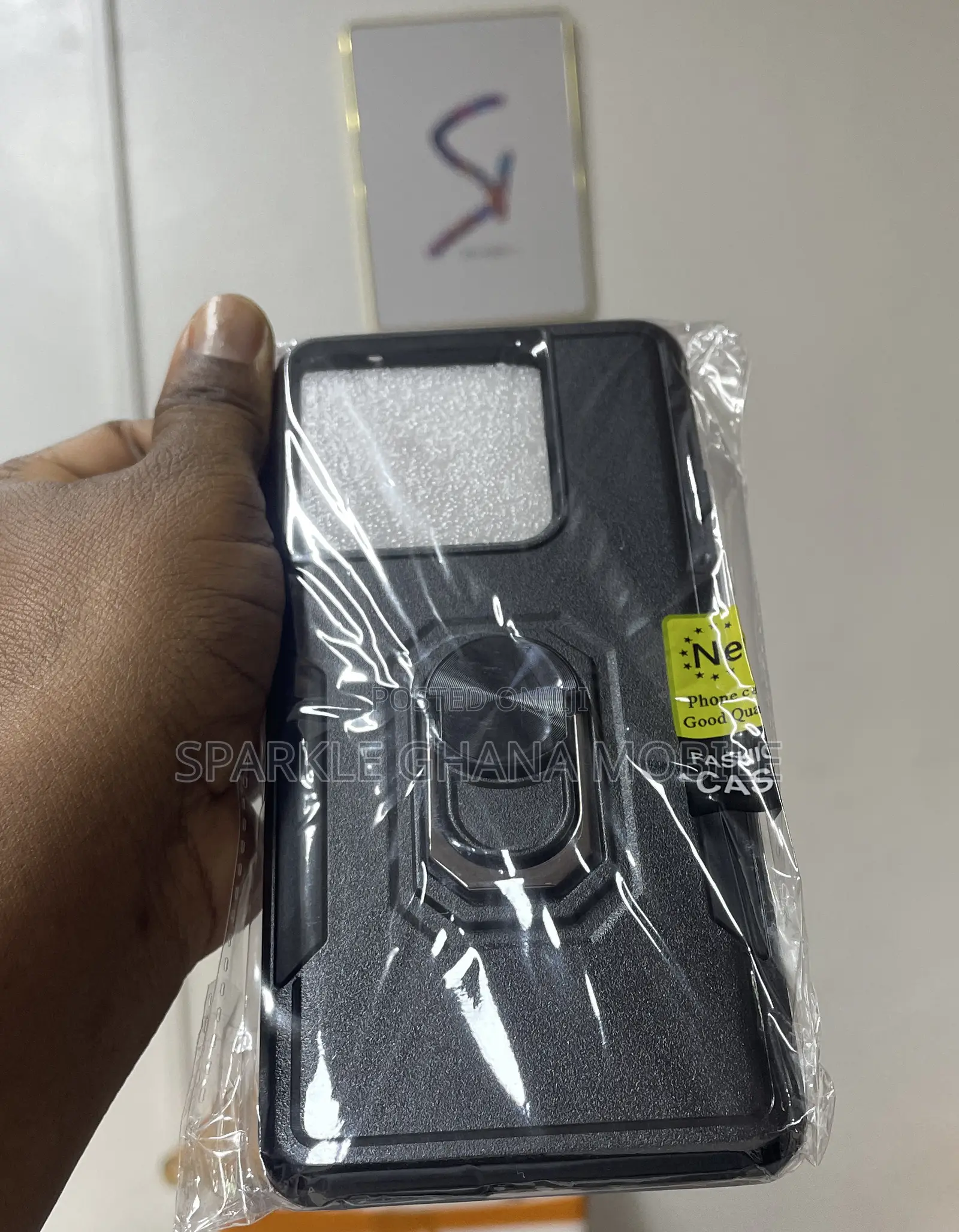 Motorola Moto Edge 2025 Fashionable Phone Case (Black) in Circle ...