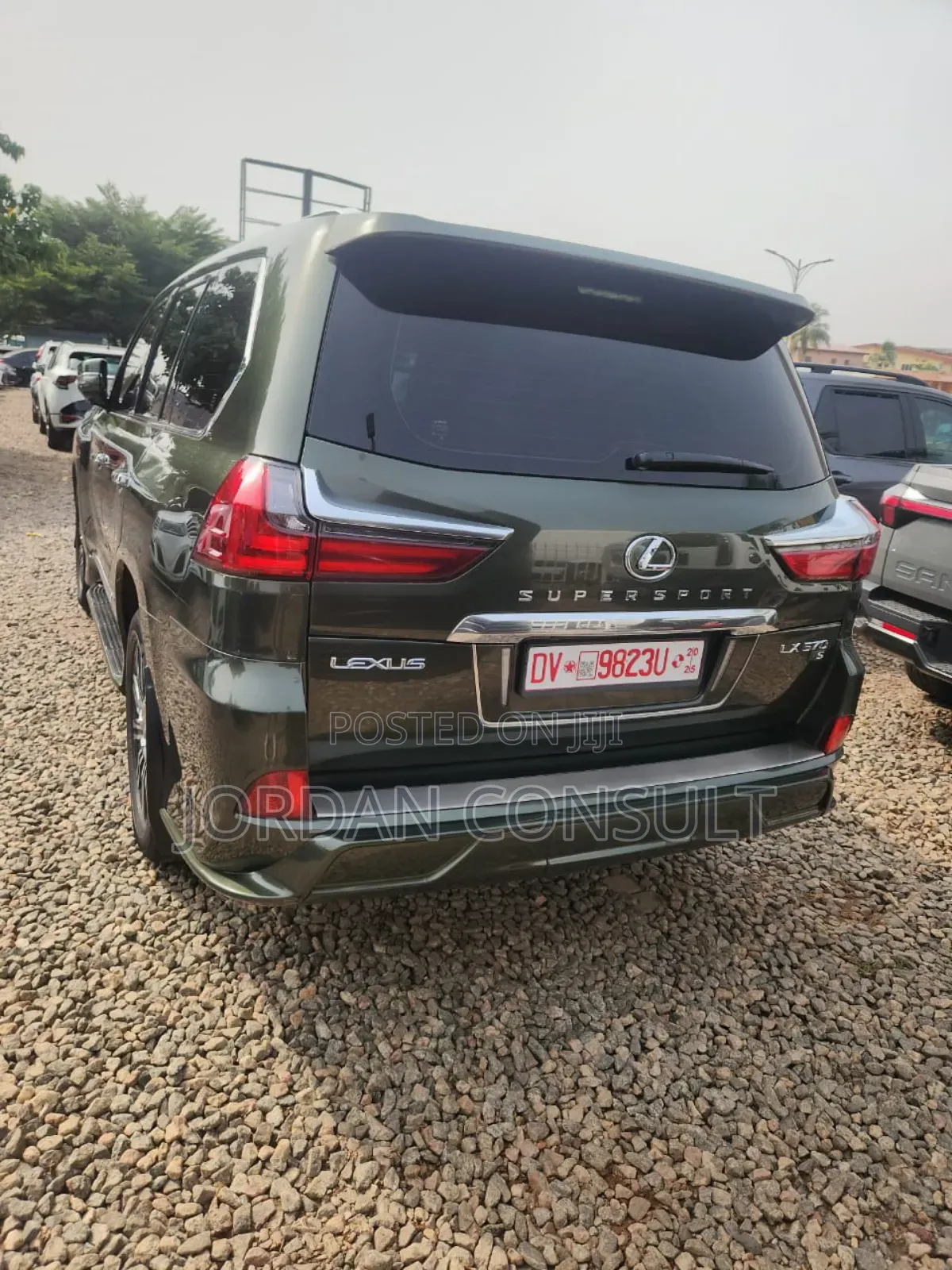 Lexus LX 570 AWD 2021 Green in Achimota - Cars, Jordan Consult | Jiji ...