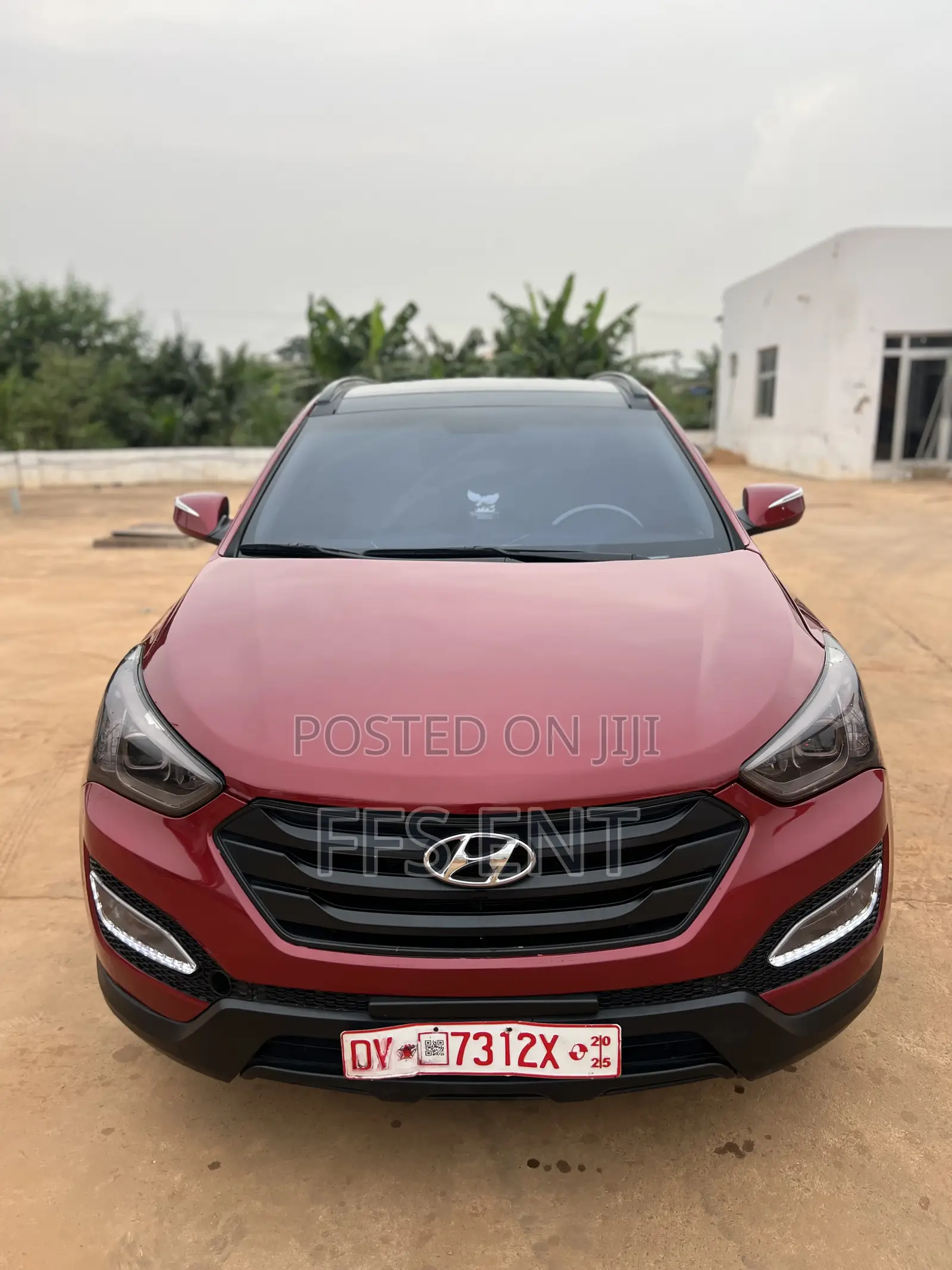 Hyundai Santa Fe 2014 Red in Amrahia - Cars, Dorothy Frimpong | Jiji.com.gh