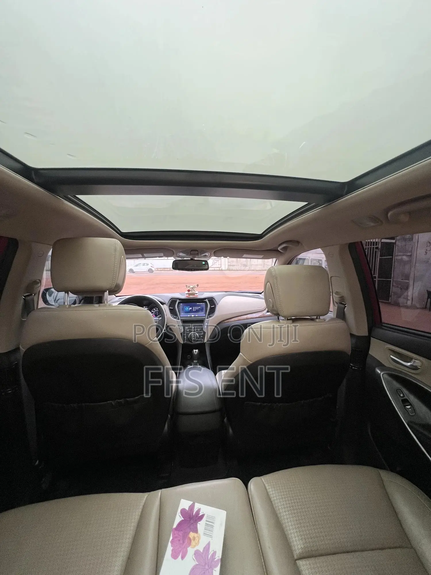 Hyundai Santa Fe 2014 Red in Amrahia - Cars, Dorothy Frimpong | Jiji.com.gh