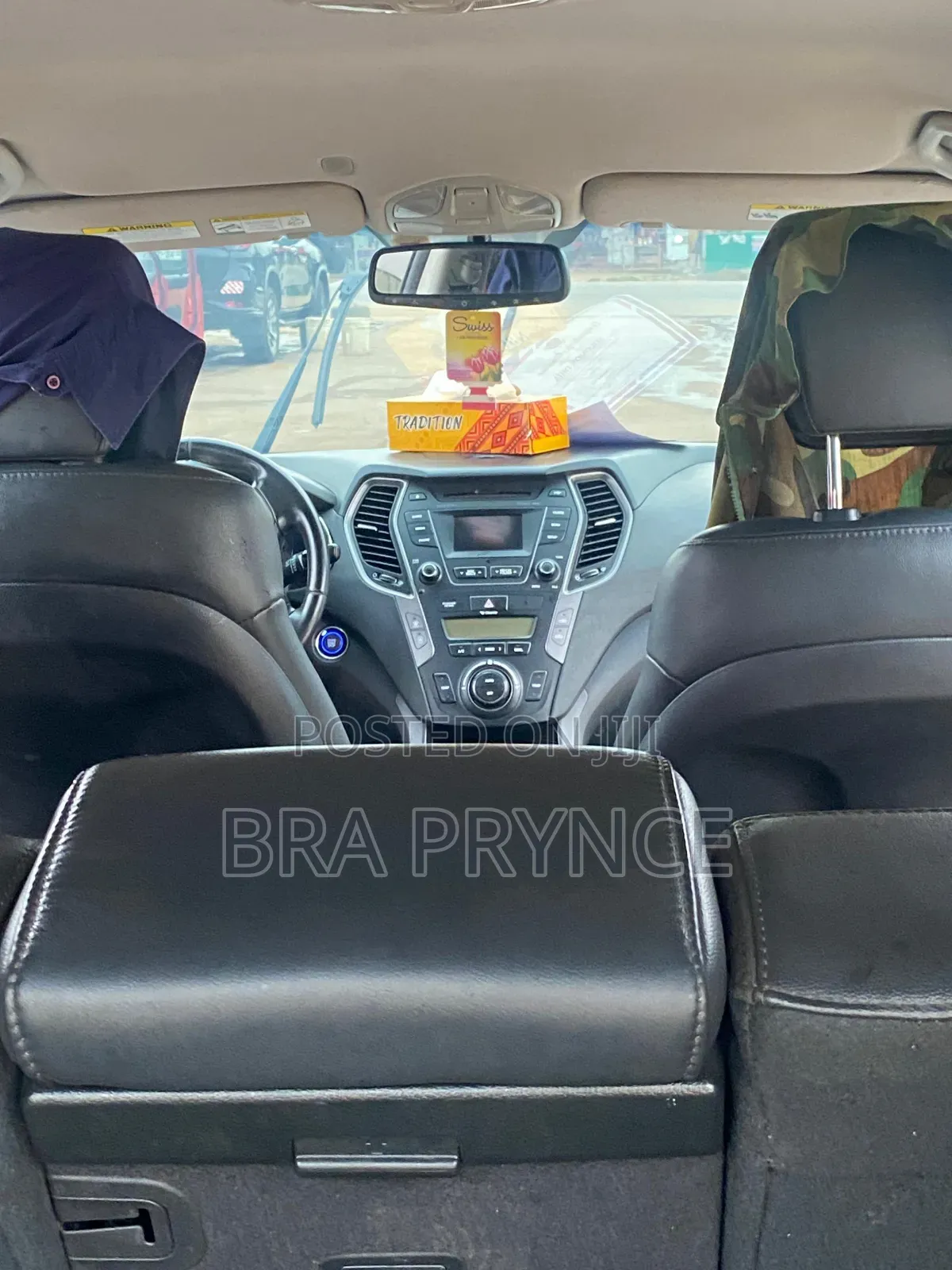 Hyundai Santa Fe 2015 White in Ablekuma - Cars, T P | Jiji.com.gh