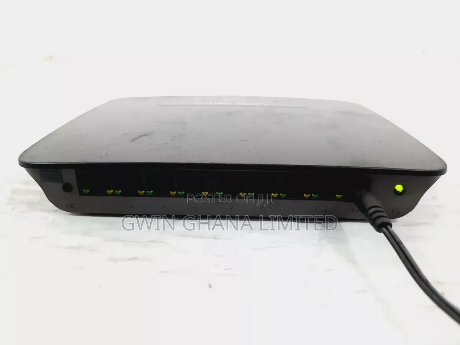 Linksys Cisco Se2800 8-Port Gigabit Ethernet Switch Router. Unmanaged ...