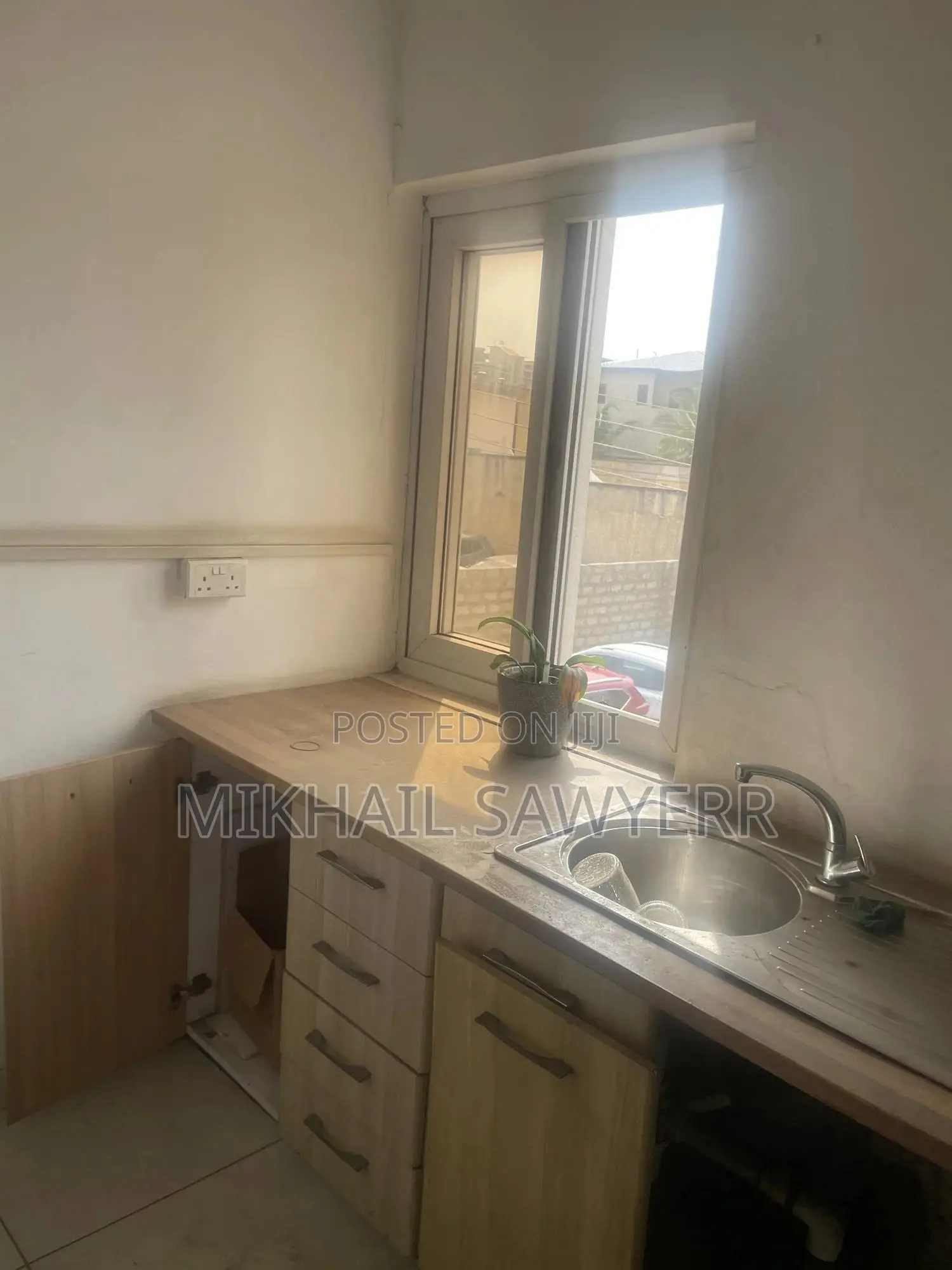 Office Space in Accra Poly Area - Commercial Property for Rent, Mikhail ...