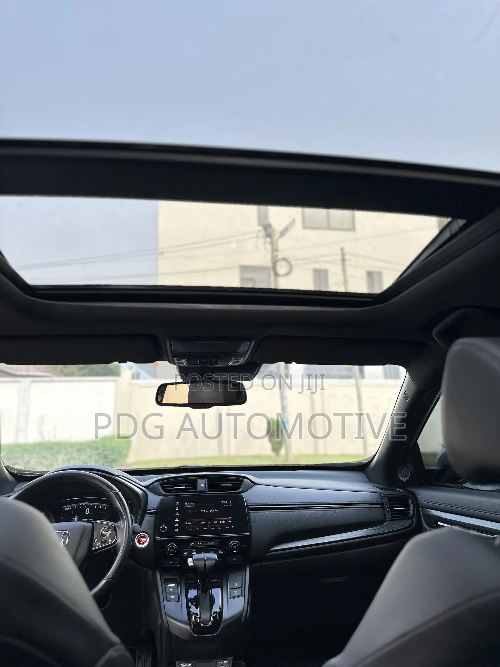 Honda CR-V 2020 White in East Legon - Cars, Pdg Automotive | Jiji.com.gh